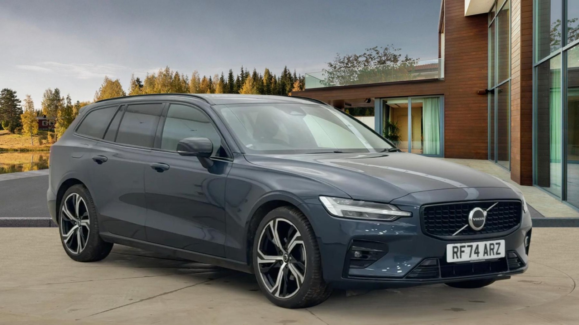 Volvo V60 Plus | Holden Group