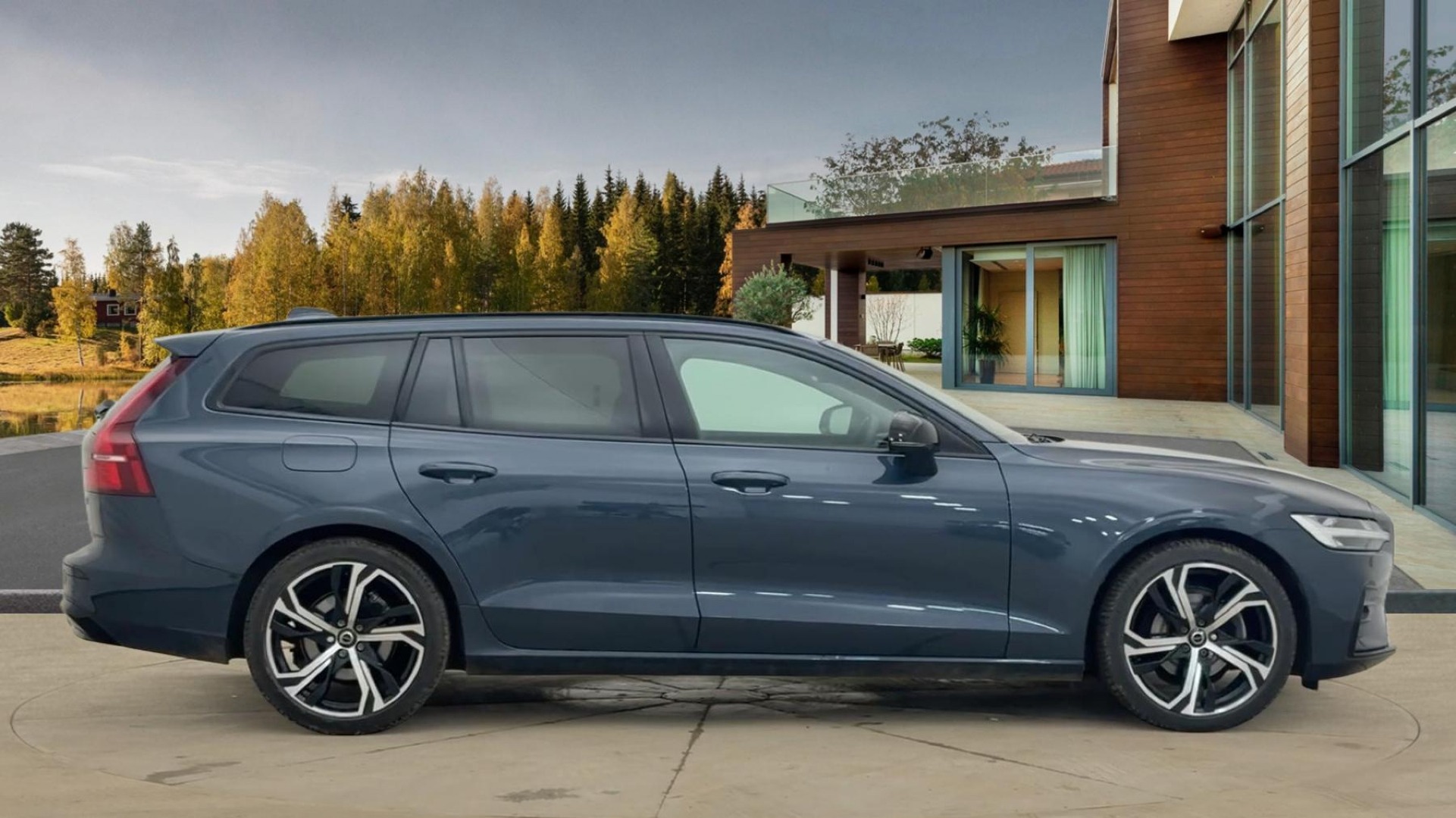 Volvo V60 Plus | Holden Group