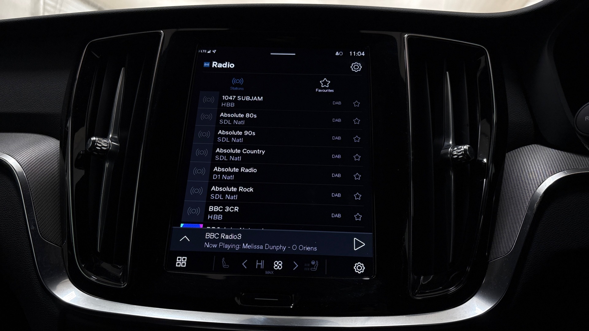 Volvo V60 Plus | Holden Group