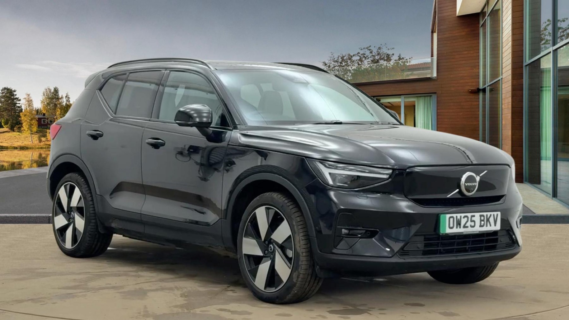 Volvo EX40 Ultra | Holden Group