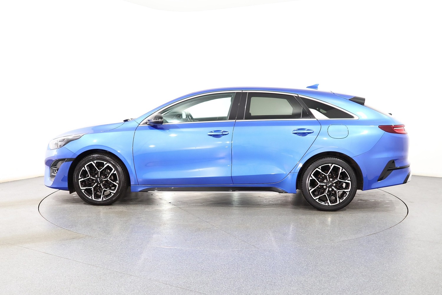 Kia ProCeed 1.5T GT-Line | Holden Group